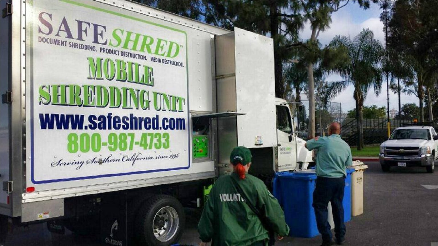 SAFESHRED offers on-site mobile shredding and off-site shredding