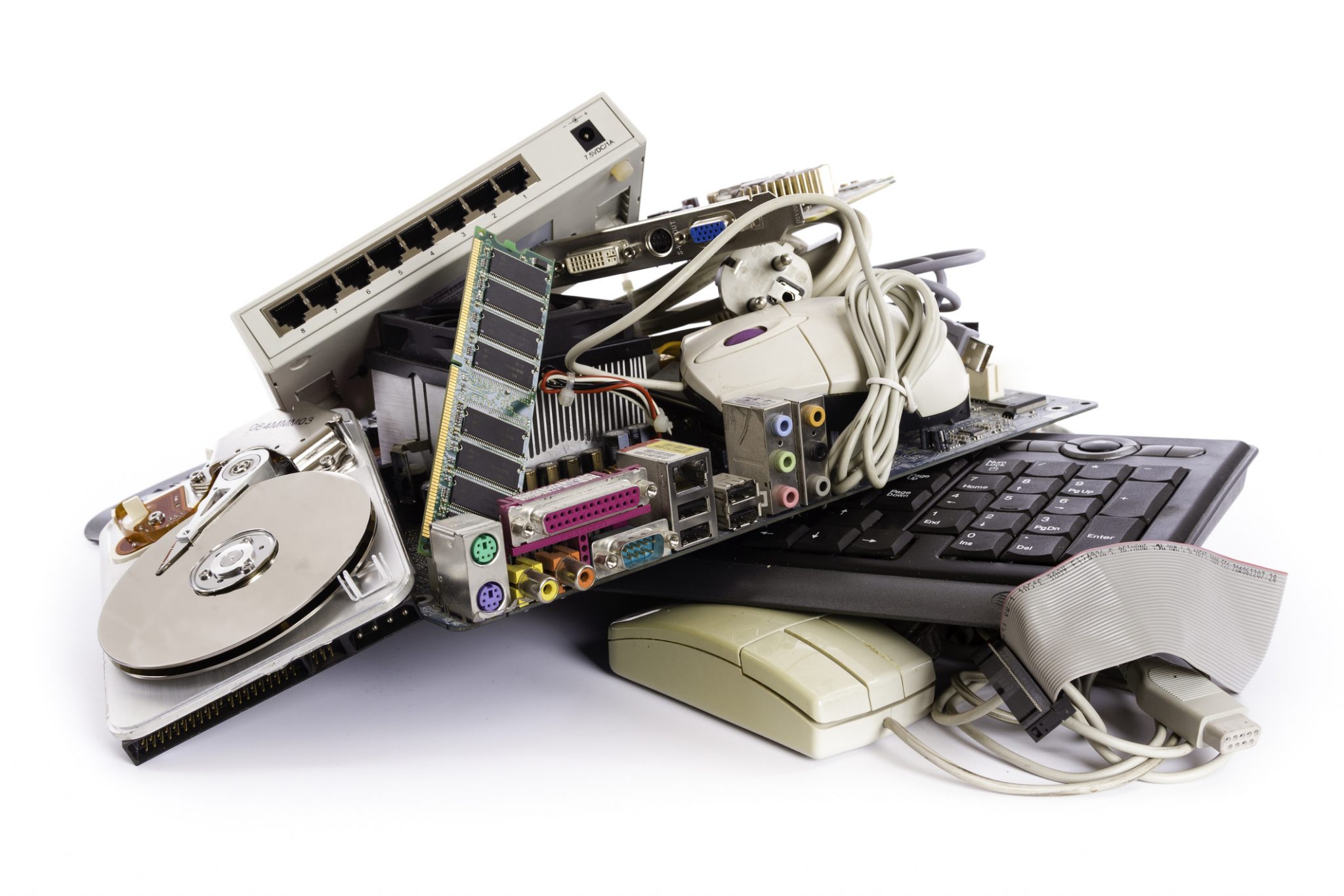 Want To Dispose of Electronic Devices? Here Are Some Tips